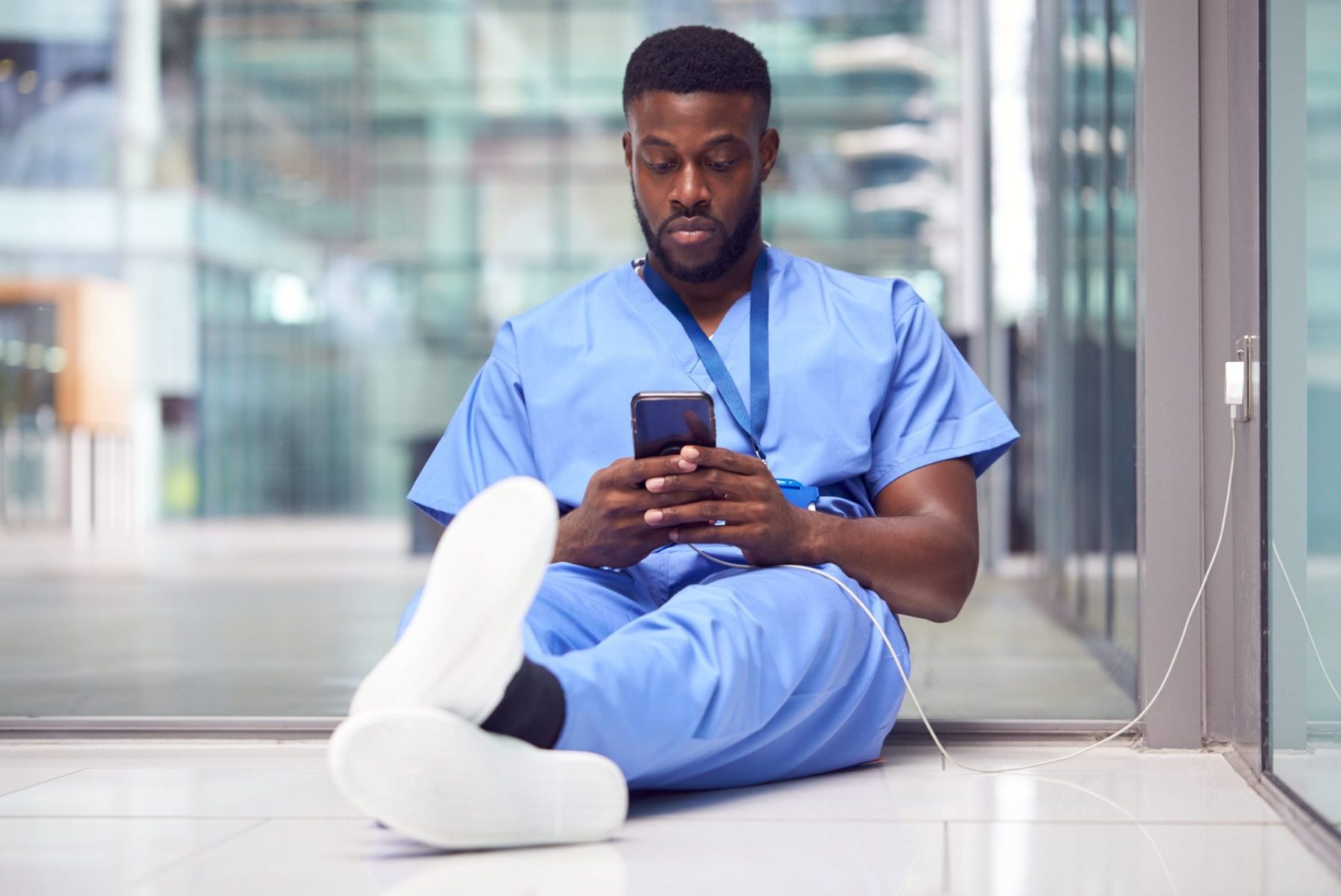 Social Media in the Workplace: Do's and Don'ts | Olivier & Schreiber PC ...